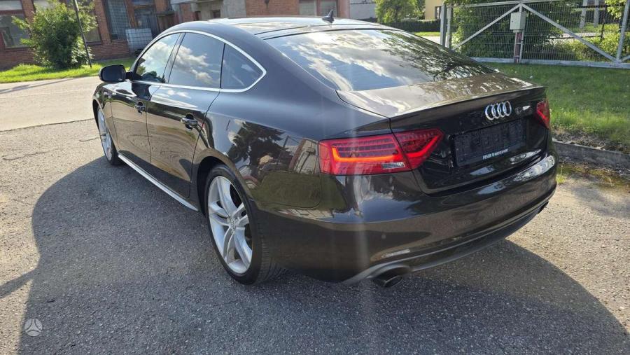 Brūns Audi A5 2013 Šauļi, ar dzinēja tilpumu 3.00 L un nobraukumu 279 tūkst. km par 9750 €, foto 4 vietnē AUTOMOTO.COM.LV