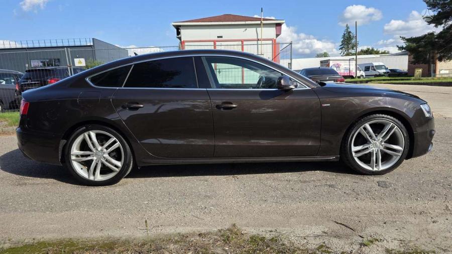 Brūns Audi A5 2013 Šauļi, ar dzinēja tilpumu 3.00 L un nobraukumu 279 tūkst. km par 9750 €, foto 7 vietnē AUTOMOTO.COM.LV