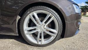 Brūns Audi A5 2013 Šauļi, ar dzinēja tilpumu 3.00 L un nobraukumu 279 tūkst. km par 9750 €, foto 14 vietnē AUTOMOTO.COM.LV