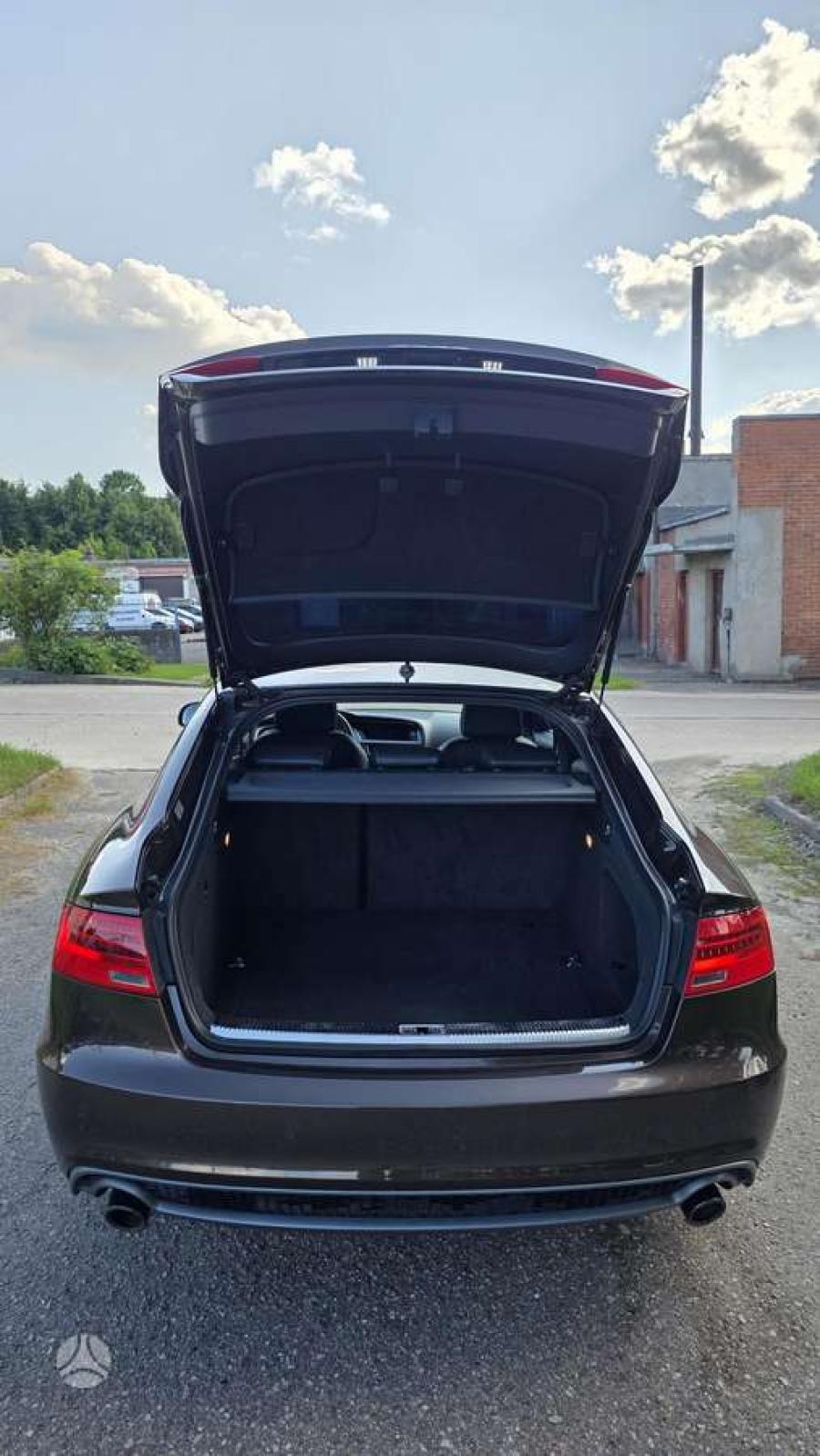 Brūns Audi A5 2013 Šauļi, ar dzinēja tilpumu 3.00 L un nobraukumu 279 tūkst. km par 9750 €, foto 38 vietnē AUTOMOTO.COM.LV