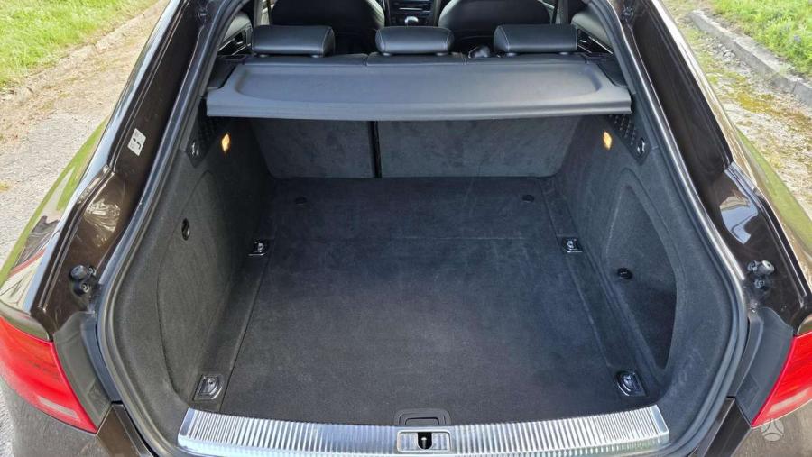 Brūns Audi A5 2013 Šauļi, ar dzinēja tilpumu 3.00 L un nobraukumu 279 tūkst. km par 9750 €, foto 39 vietnē AUTOMOTO.COM.LV