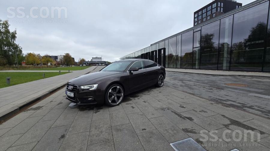 Brown Audi A5 2013 in Riga, with an engine capacity of 1.80 L and mileage of 160 thousand km for 11950 €, photo 5 on AUTOMOTO.COM.LV
