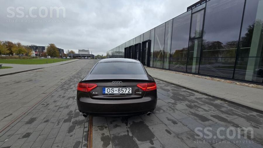 Brown Audi A5 2013 in Riga, with an engine capacity of 1.80 L and mileage of 160 thousand km for 11950 €, photo 6 on AUTOMOTO.COM.LV