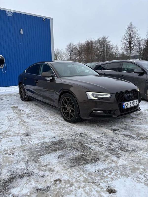 Brūns Audi A5 2012 Marijampole, ar dzinēja tilpumu 2.00 L un nobraukumu 205 tūkst. km par 5900 €, foto 1 vietnē AUTOMOTO.COM.LV