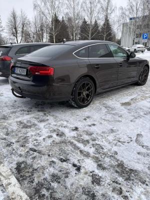 Brown Audi A5 2012 in Marijampole, with an engine capacity of 2.00 L and mileage of 205 thousand km for 5900 €, photo 4 on AUTOMOTO.COM.LV