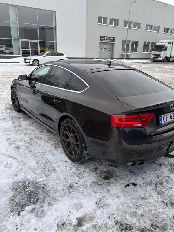 Brūns Audi A5 2012 Marijampole, ar dzinēja tilpumu 2.00 L un nobraukumu 205 tūkst. km par 5900 €, foto 7 vietnē AUTOMOTO.COM.LV