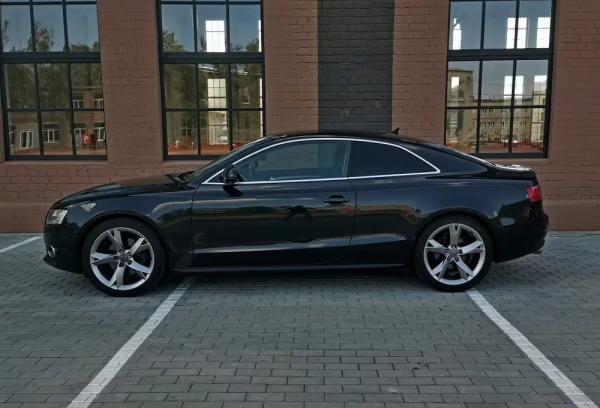 Audi A5 2007 Rīga, ar dzinēja tilpumu 3.00 L un nobraukumu 376 tūkst. km par 6490 €, foto 3 vietnē AUTOMOTO.COM.LV