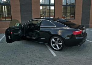 Audi A5 2007 in Riga, with an engine capacity of 3.00 L and mileage of 376 thousand km for 6490 €, photo 11 on AUTOMOTO.COM.LV