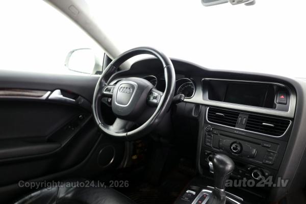 Audi A5 2007 in Tallinn on AUTOMOTO.COM.LV Audi A5 2007 in Tallinn, with an engine capacity of 3.20 L and mileage of 253 thousand km for 1999 €, photo 6 on AUTOMOTO.COM.LV