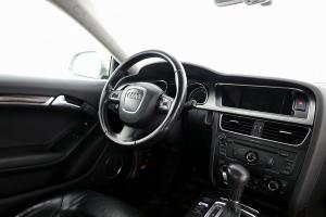 Audi A5 2007 in Tallinn, with an engine capacity of 3.20 L and mileage of 253 thousand km for 1999 €, photo 6 on AUTOMOTO.COM.LV