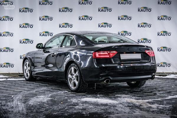 Audi A5 2008 in Kaunas, with an engine capacity of 2.70 L and mileage of 350 thousand km for 7390 €, photo 4 on AUTOMOTO.COM.LV