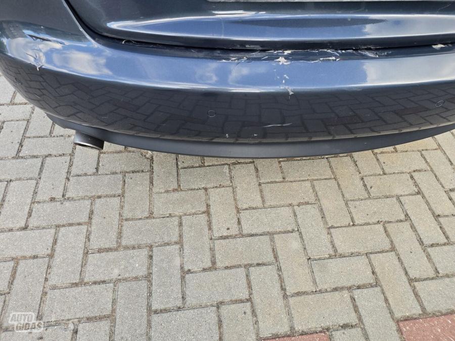 Audi A5 2008 in Radviliskis, with an engine capacity of 2.70 L and mileage of 378 thousand km for 2900 €, photo 6 on AUTOMOTO.COM.LV