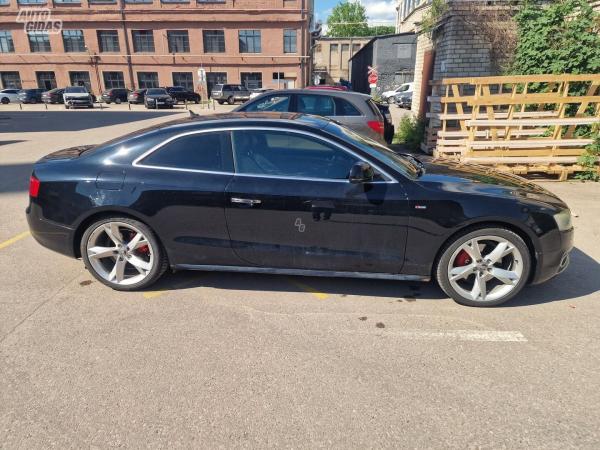 Audi A5 2008 in Kaunas, with an engine capacity of 2.70 L and mileage of 311 thousand km for 4100 €, photo 9 on AUTOMOTO.COM.LV