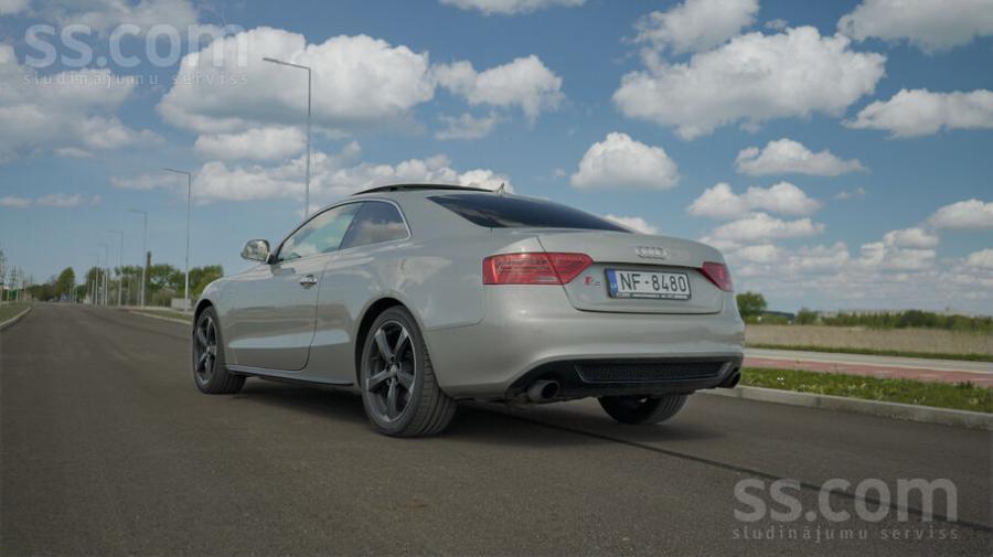 Audi A5 2008 in Liepaja, with an engine capacity of 2.70 L and mileage of 303 thousand km for 6900 €, photo 6 on AUTOMOTO.COM.LV