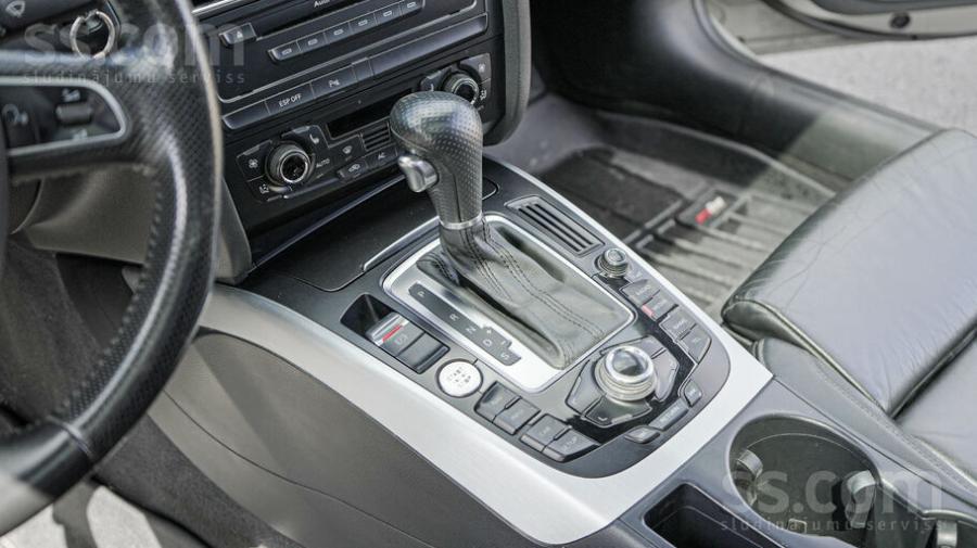 Audi A5 2008 in Liepaja, with an engine capacity of 2.70 L and mileage of 303 thousand km for 6900 €, photo 25 on AUTOMOTO.COM.LV