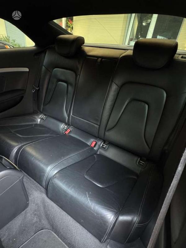 Audi A5 2008 Kretinga, ar dzinēja tilpumu 2.70 L un nobraukumu 380 tūkst. km par 5799 €, foto 8 vietnē AUTOMOTO.COM.LV