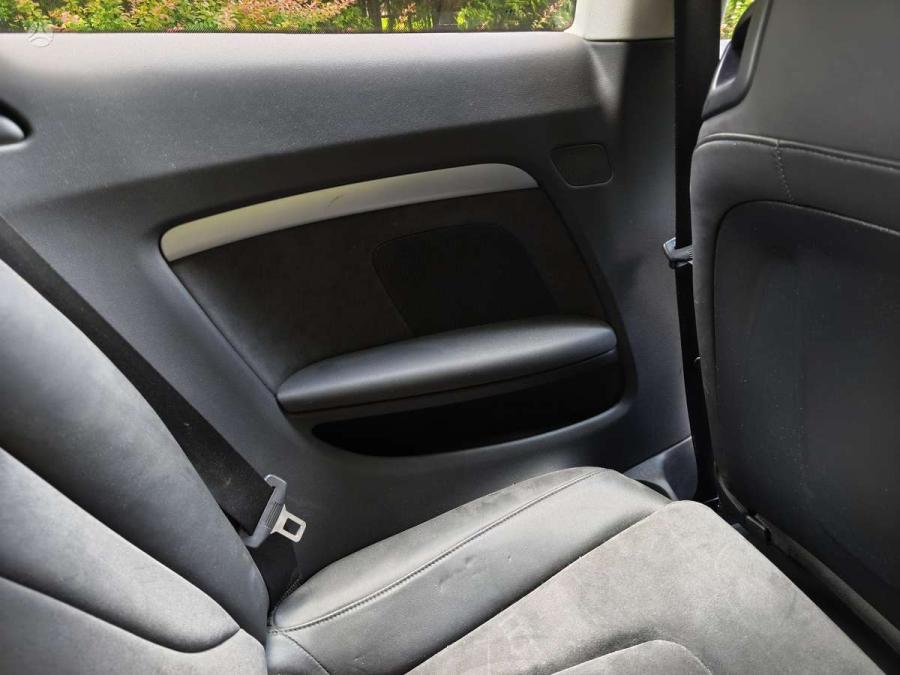 Audi A5 2008 Viļņa, ar dzinēja tilpumu 1.80 L un nobraukumu 228 tūkst. km par 4999 €, foto 17 vietnē AUTOMOTO.COM.LV