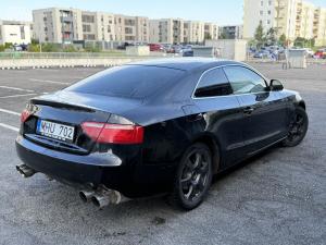 Ауди А5 2008 в Вильнюс, объемом двигателя 2.00 л и пробегом 304 тыс. км за 2950 €, фото 4 на AUTOMOTO.COM.LV