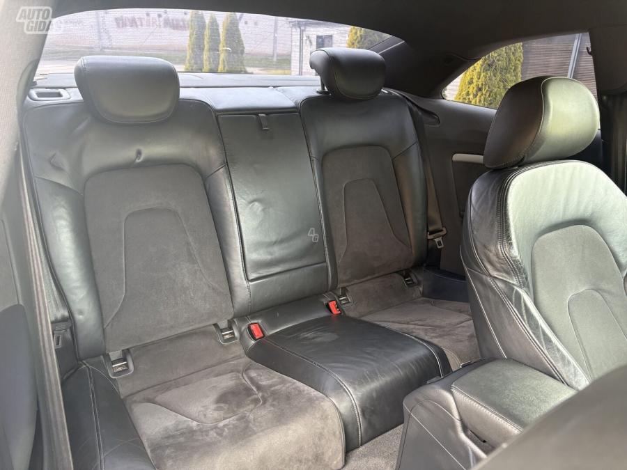 Audi A5 2008 in Vilnius, with an engine capacity of 2.70 L and mileage of 362 thousand km for 3650 €, photo 16 on AUTOMOTO.COM.LV