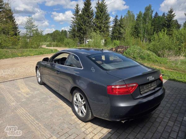 Audi A5 2009 Viļņa, ar dzinēja tilpumu 2.00 L un nobraukumu 240 tūkst. km par 4800 €, foto 3 vietnē AUTOMOTO.COM.LV