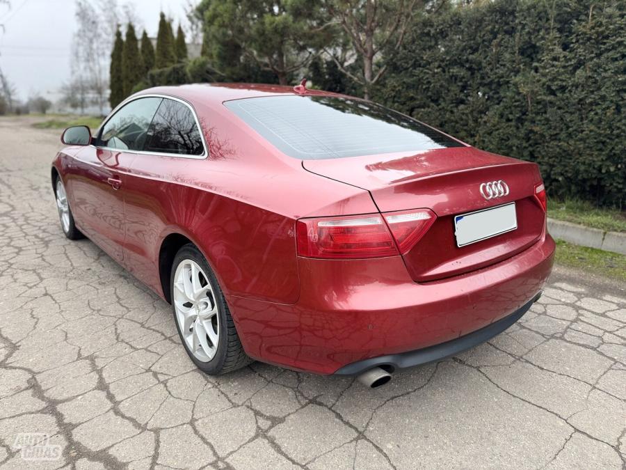 Audi A5 2010 in Kaunas, with an engine capacity of 2.70 L and mileage of 350 thousand km for 3800 €, photo 4 on AUTOMOTO.COM.LV