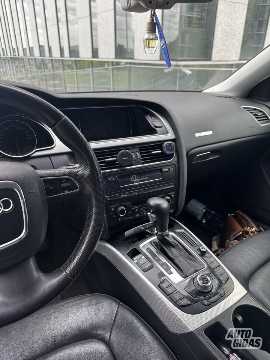 Audi A5 2010 in Vilnius, with an engine capacity of 2.70 L and mileage of 360 thousand km for 4200 €, photo 11 on AUTOMOTO.COM.LV