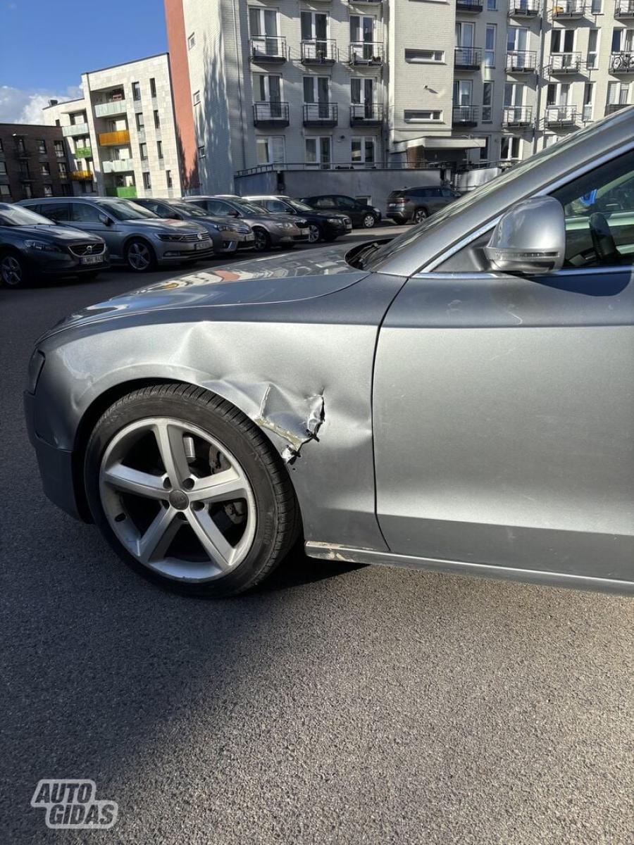 Audi A5 2010 in Vilnius, with an engine capacity of 2.70 L and mileage of 360 thousand km for 4200 €, photo 21 on AUTOMOTO.COM.LV