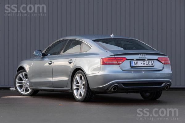 Audi A5 2010 in Jelgava, with an engine capacity of 3.00 L and mileage of 350 thousand km for 5990 €, photo 2 on AUTOMOTO.COM.LV