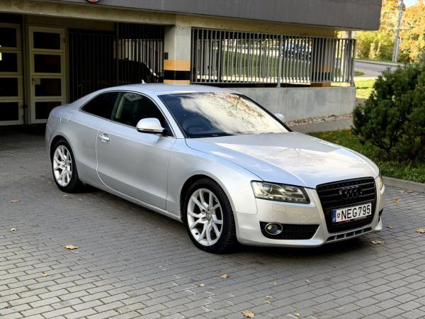 Audi A5 2010 in Vilnius, with an engine capacity of 3.00 L and mileage of 279 thousand km for 3500 €, photo 1 on AUTOMOTO.COM.LV