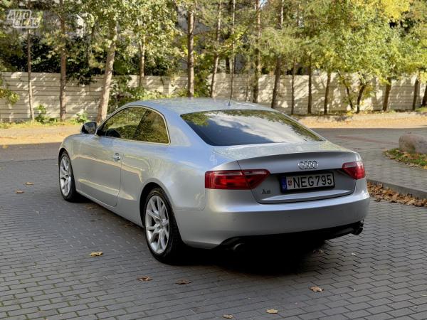Audi A5 2010 Viļņa, ar dzinēja tilpumu 3.00 L un nobraukumu 279 tūkst. km par 3500 €, foto 5 vietnē AUTOMOTO.COM.LV