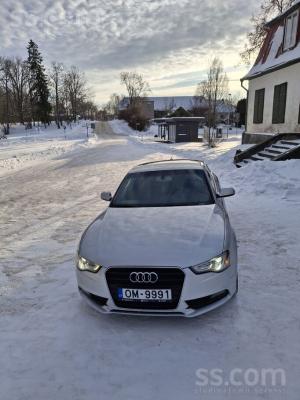 Audi A5 2013 Jelgava, ar dzinēja tilpumu 2.00 L un nobraukumu 159 tūkst. km par 10500 €, foto 6 vietnē AUTOMOTO.COM.LV