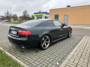 Green Audi A5 2008 in Ventspils, with an engine capacity of 2.70 L and mileage of 299 thousand km for 7400 €, photo 2 on AUTOMOTO.COM.LV