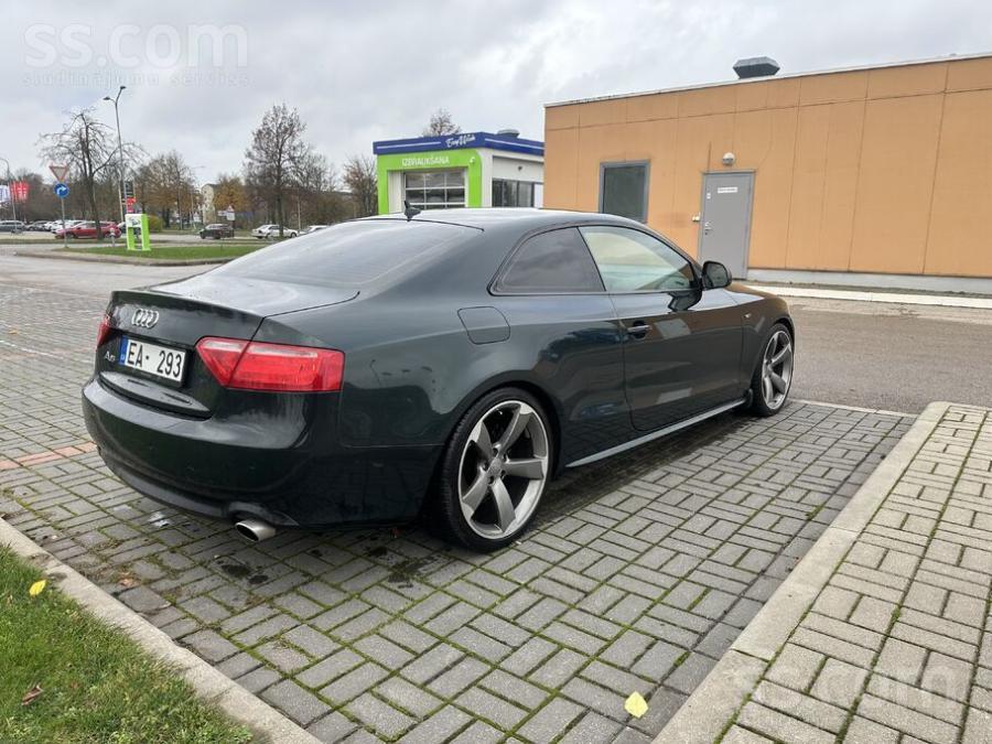 Green Audi A5 2008 in Ventspils, with an engine capacity of 2.70 L and mileage of 299 thousand km for 7400 €, photo 2 on AUTOMOTO.COM.LV