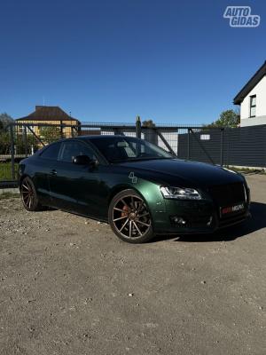 Zaļš Audi A5 2009 Klaipėda, ar dzinēja tilpumu 3.00 L un nobraukumu 364 tūkst. km par 6999 €, foto  vietnē AUTOMOTO.COM.LV