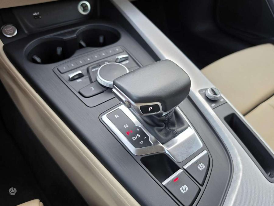 Green Audi A5 2017 in Jonava, with an engine capacity of 2.00 L and mileage of 222 thousand km for 15000 €, photo 19 on AUTOMOTO.COM.LV