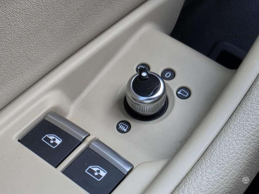Green Audi A5 2017 in Jonava, with an engine capacity of 2.00 L and mileage of 222 thousand km for 15000 €, photo 33 on AUTOMOTO.COM.LV