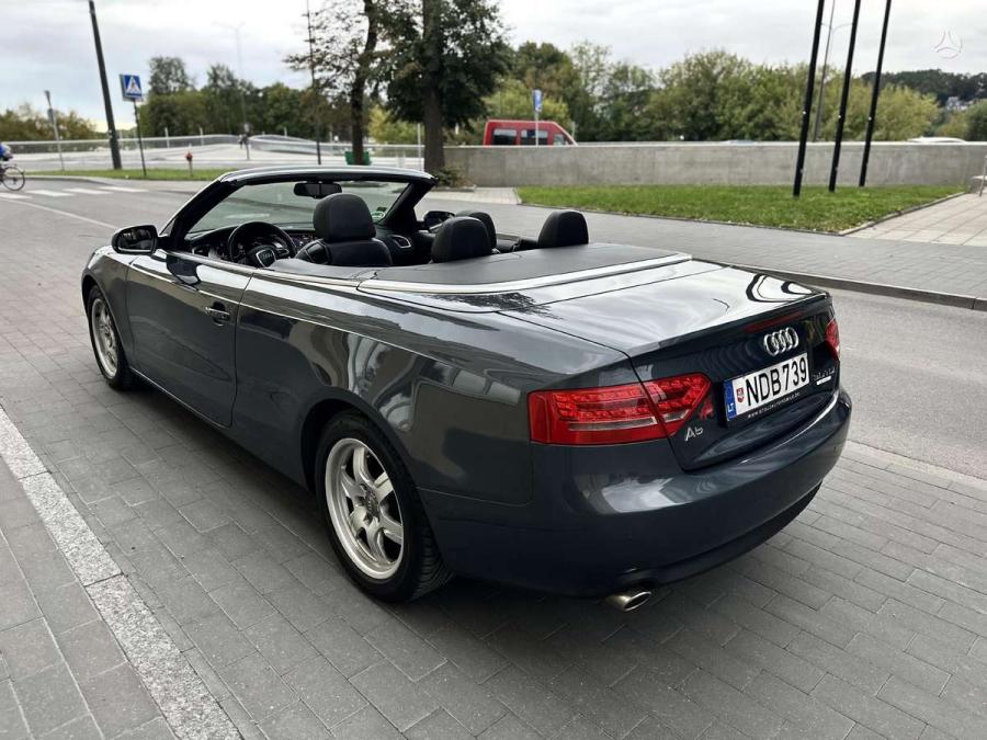 Pelēks Audi A5 2009 Kauņa, ar dzinēja tilpumu 2.97 L un nobraukumu 280 tūkst. km par 6650 €, foto 16 vietnē AUTOMOTO.COM.LV