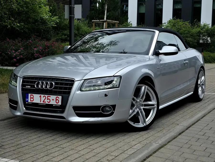 Grey Audi A5 2009 in Riga, with an engine capacity of 2.00 L and mileage of 112 thousand km for 8500 €, photo 1 on AUTOMOTO.COM.LV