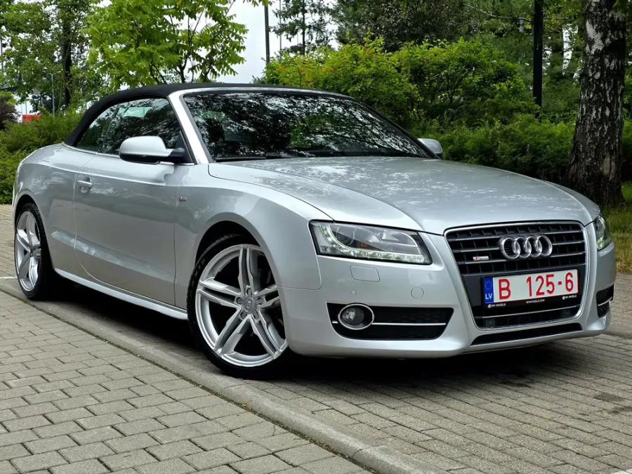 Grey Audi A5 2009 in Riga, with an engine capacity of 2.00 L and mileage of 112 thousand km for 8500 €, photo 4 on AUTOMOTO.COM.LV