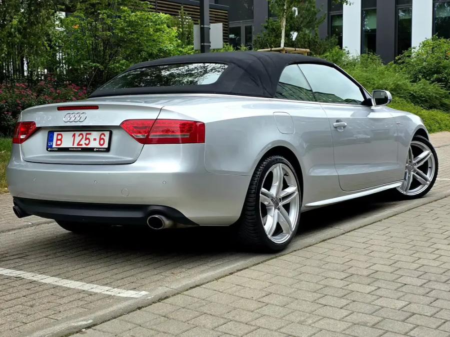 Grey Audi A5 2009 in Riga, with an engine capacity of 2.00 L and mileage of 112 thousand km for 8500 €, photo 8 on AUTOMOTO.COM.LV