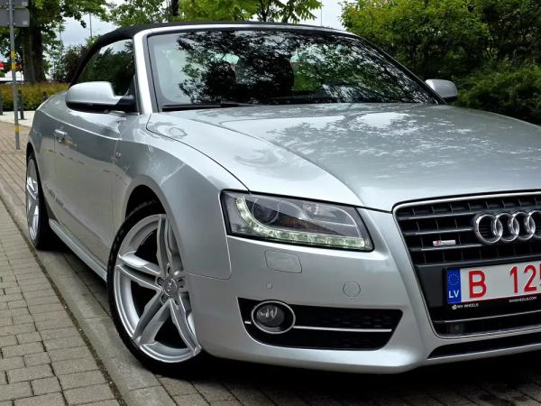 Grey Audi A5 2009 in Riga, with an engine capacity of 2.00 L and mileage of 112 thousand km for 8500 €, photo 8 on AUTOMOTO.COM.LV
