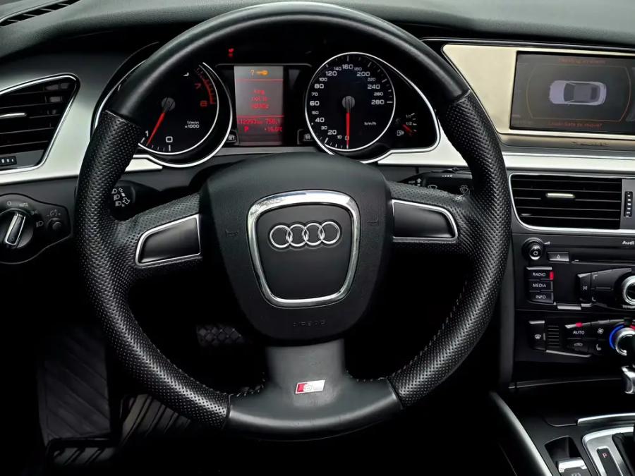 Grey Audi A5 2009 in Riga, with an engine capacity of 2.00 L and mileage of 112 thousand km for 8500 €, photo 11 on AUTOMOTO.COM.LV