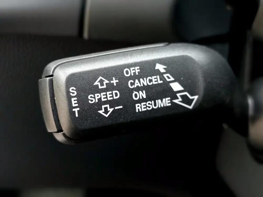 Grey Audi A5 2009 in Riga, with an engine capacity of 2.00 L and mileage of 112 thousand km for 8500 €, photo 18 on AUTOMOTO.COM.LV