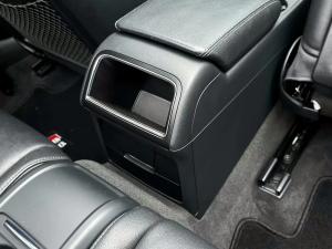 Grey Audi A5 2009 in Riga, with an engine capacity of 2.00 L and mileage of 112 thousand km for 8500 €, photo 21 on AUTOMOTO.COM.LV