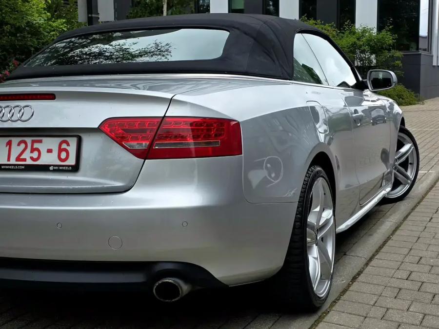 Grey Audi A5 2009 in Riga, with an engine capacity of 2.00 L and mileage of 112 thousand km for 8500 €, photo 30 on AUTOMOTO.COM.LV