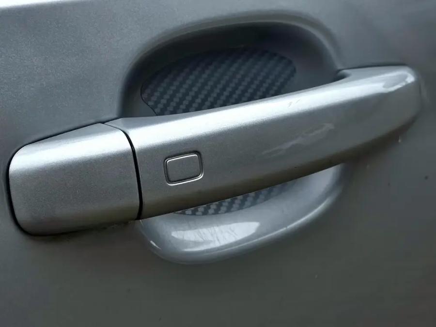 Grey Audi A5 2009 in Riga, with an engine capacity of 2.00 L and mileage of 112 thousand km for 8500 €, photo 32 on AUTOMOTO.COM.LV