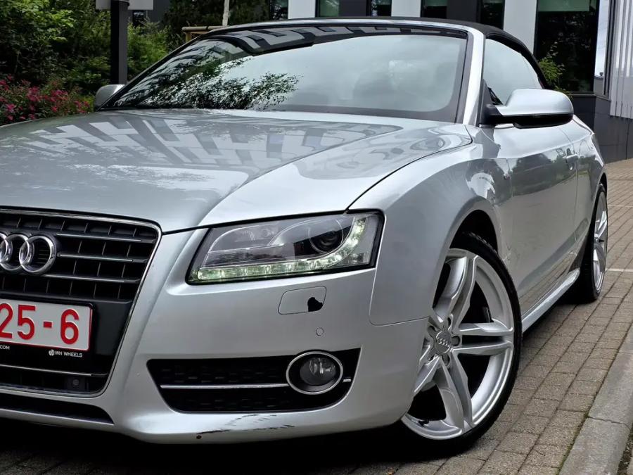 Grey Audi A5 2009 in Riga, with an engine capacity of 2.00 L and mileage of 112 thousand km for 8500 €, photo 37 on AUTOMOTO.COM.LV