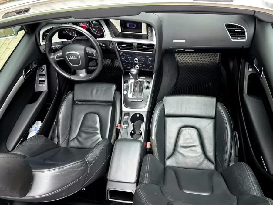 Grey Audi A5 2009 in Riga, with an engine capacity of 2.00 L and mileage of 112 thousand km for 8500 €, photo 42 on AUTOMOTO.COM.LV