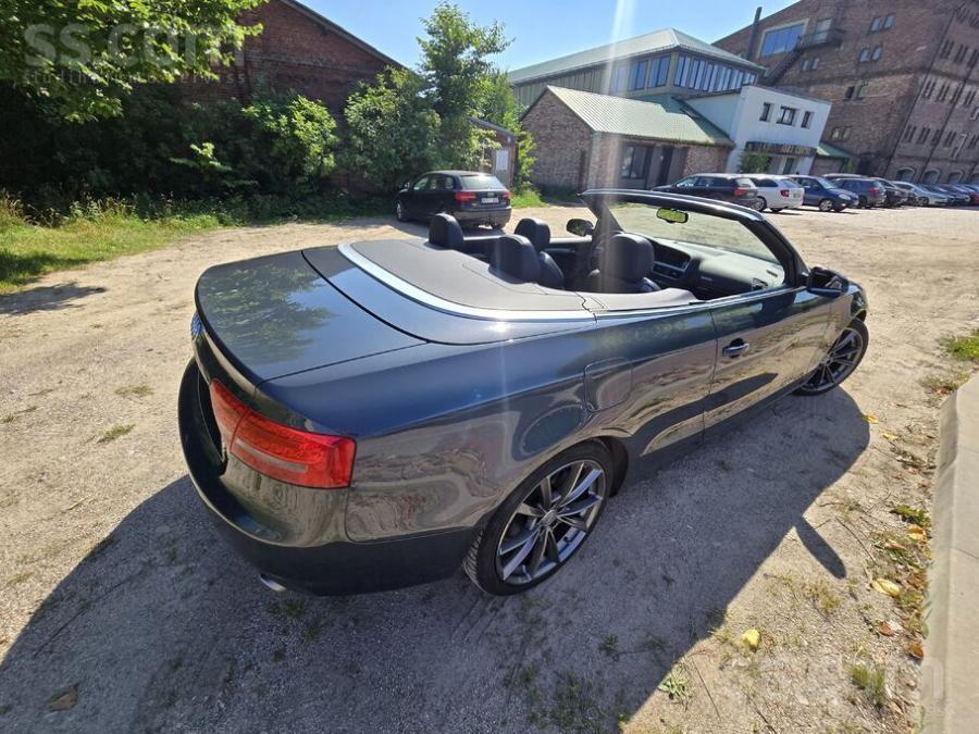 Pelēks Audi A5 2009 Liepāja, ar dzinēja tilpumu 3.00 L un nobraukumu 298 tūkst. km par 6850 €, foto 4 vietnē AUTOMOTO.COM.LV