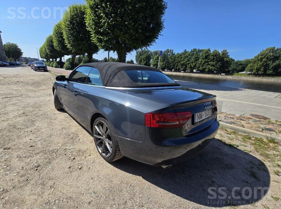 Pelēks Audi A5 2009 Liepāja, ar dzinēja tilpumu 3.00 L un nobraukumu 298 tūkst. km par 6850 €, foto 10 vietnē AUTOMOTO.COM.LV